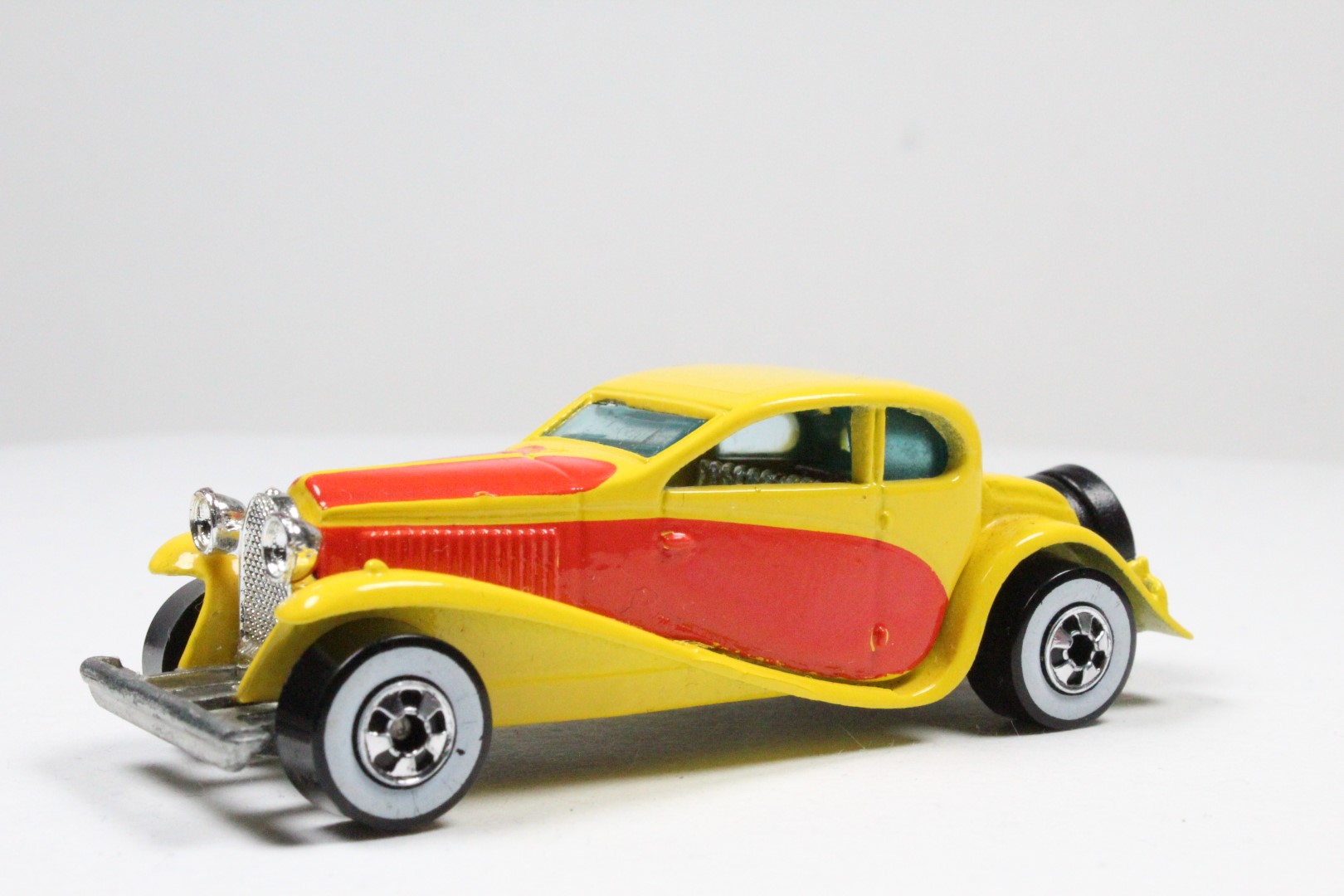 1986 Hot Wheels – Dutch Diecast Garage